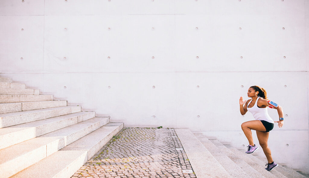 How to stay motivated working out - Mon Wellness